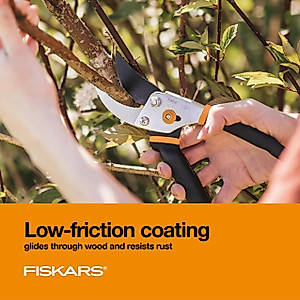 Fiskars Gardening Tools: Bypass Pruning Shears, Sharp Precision-ground Steel Blade, 5/8” Plant Clippers (91095935J)