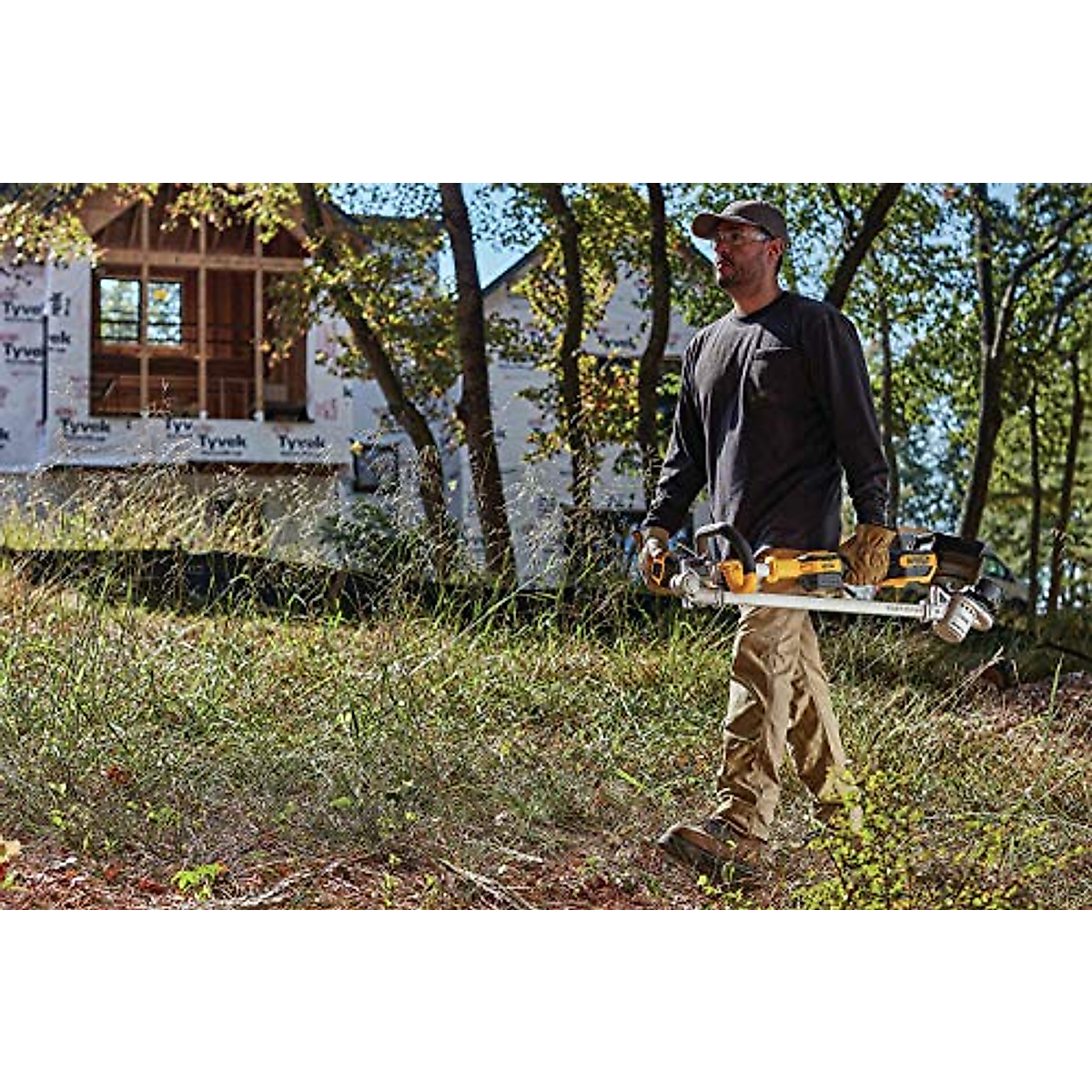 DEWALT 20V MAX* String Trimmer Kit, 5-Ah (DCST922P1)