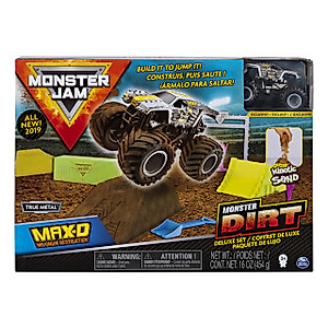 Monster Jam, Soldier Fortune Monster Dirt Deluxe Set, Featuring 16oz of Monster Dirt and Official 1:64 Scale Die-Cast Truck