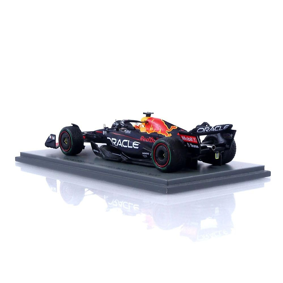 Spark - Red RB18 - Winner Japan GP World Champion 2022-1/43