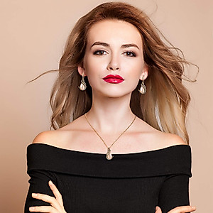 Hicarer 6 Pieces Jewelry Sets for Women Elegant Necklace Set Peacock Waterdrop Rhinestone Pendant Necklace Crystal Peacock Pattern Necklace Earrings Jewelry Set