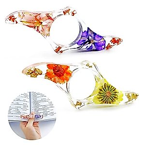 2 Pieces Dried Flower Resin Book Page Holder Transparent Thumb Ring Page Holder Handmade Personalized Flower Resin Holders Reading Bookmark Accessories for Reader Book Lovers