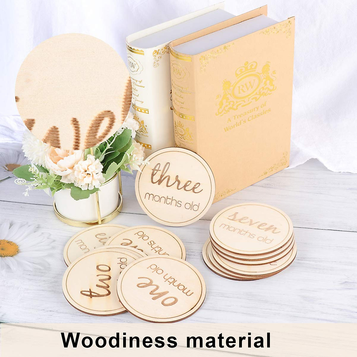 Tomaibaby Baby Monthly Milestone Cards 12pcs, 10x10x0.3cm Round Numbers Shower Gift Wooden Baby Birth Announcement Card Record Month Set Discs Photography Props - Round English Letter