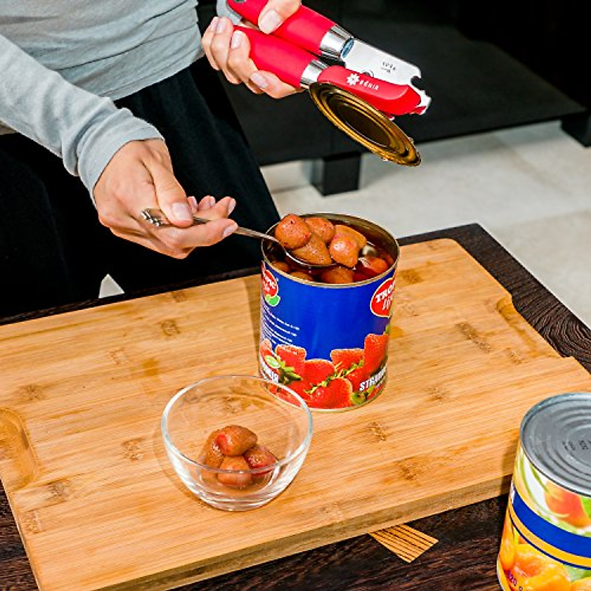 Benir Kitchen 1 Manual Heavy Duty NO-Rust Stainless Steel Tin Cans Openers, Anti Slip Hand Grip, Lock & Lift-Away Lid Magnet, Red