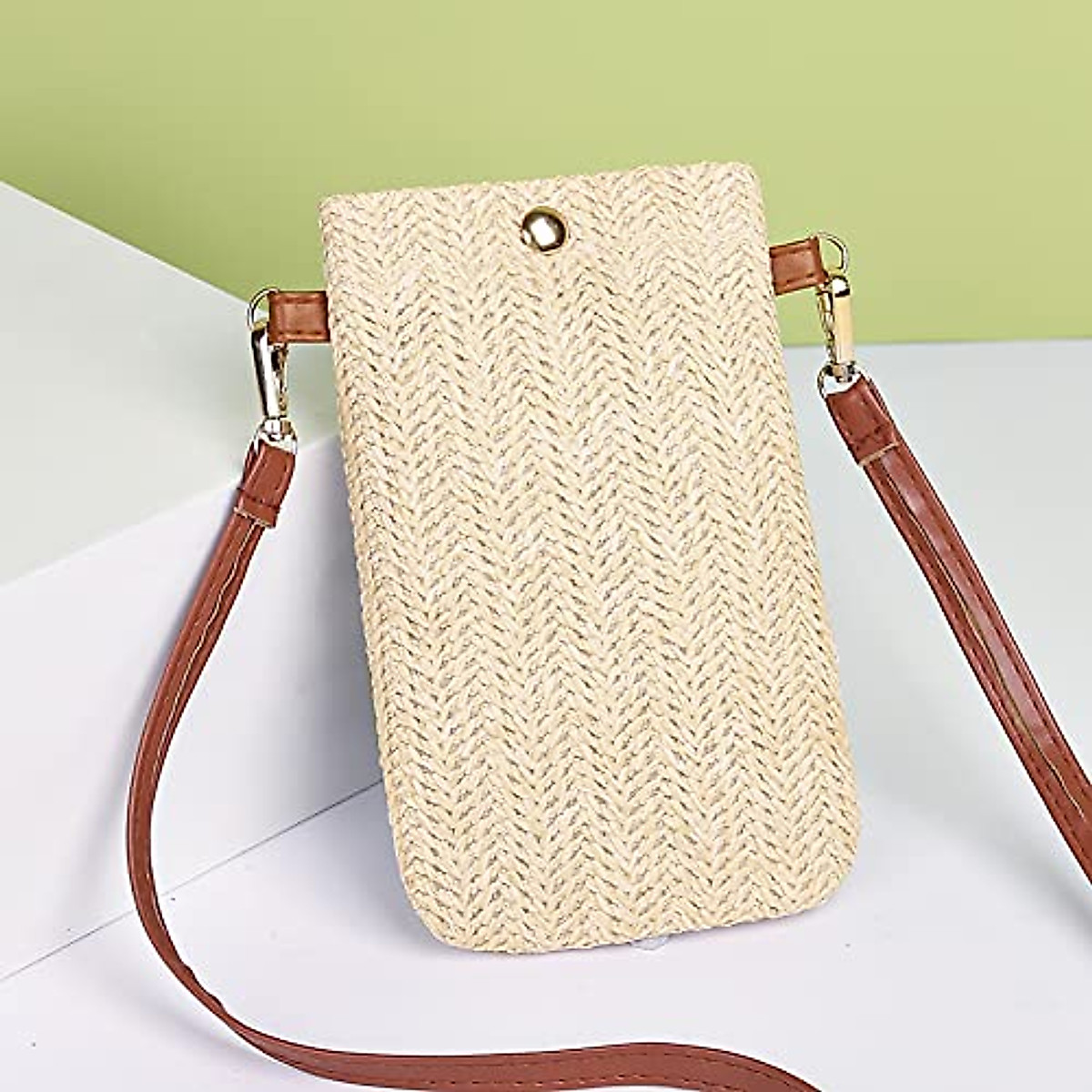 Aktudy Women Mini Straw Messenger Bags Hand Woven Summer Beach Shoulder Phone Wallet