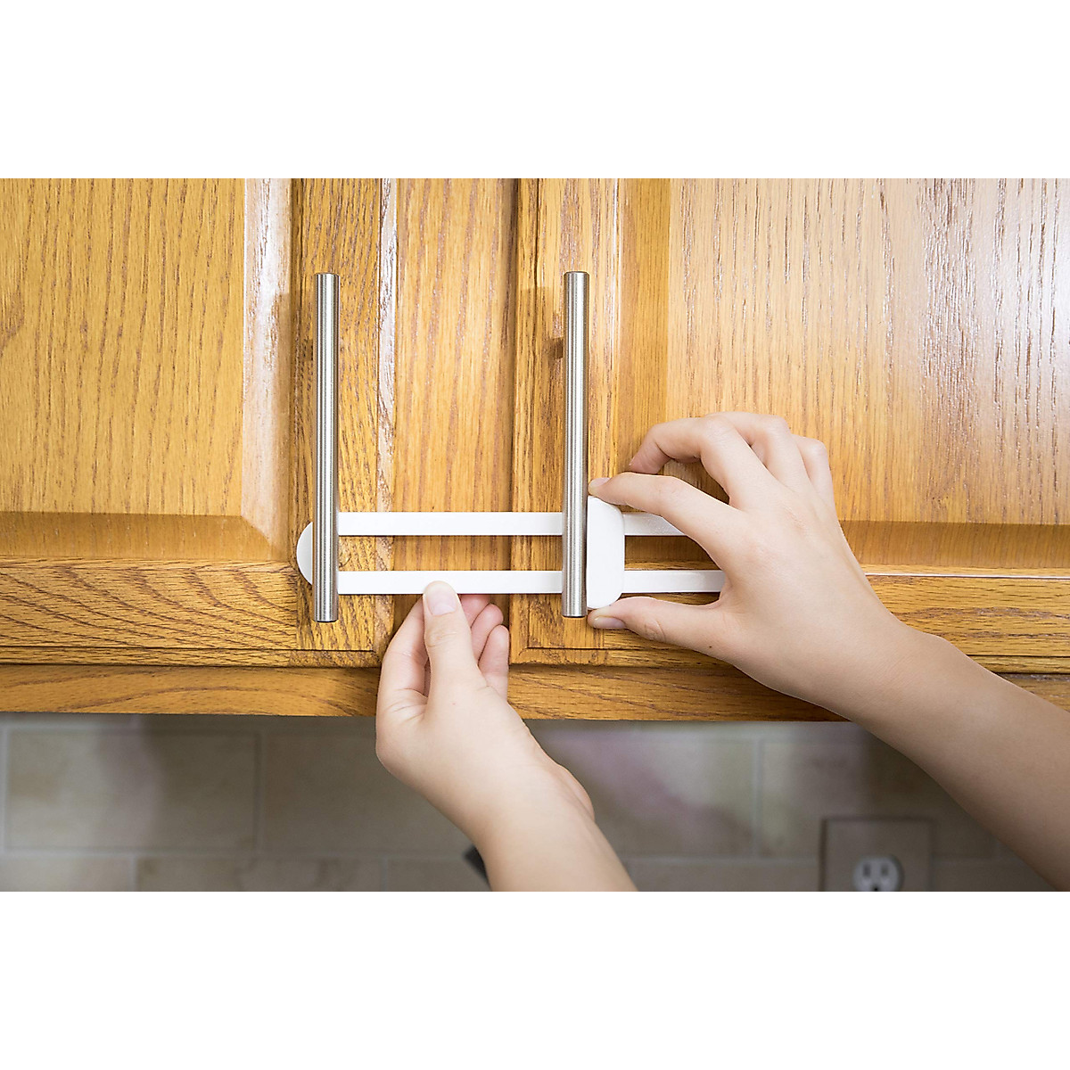 Dreambaby Slimline Slide Lock for Baby Proofing - Child Safety Cupboard Handle Locks - Suitable for Thinner Handles & Knobs - White - 2 Pack