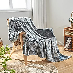 NEWCOSPLAY Super Soft Throw Blanket Premium Silky Flannel Fleece Leaves Pattern Lightweight Blanket All Season Use (Multi Grey, Throw(50"x60"))