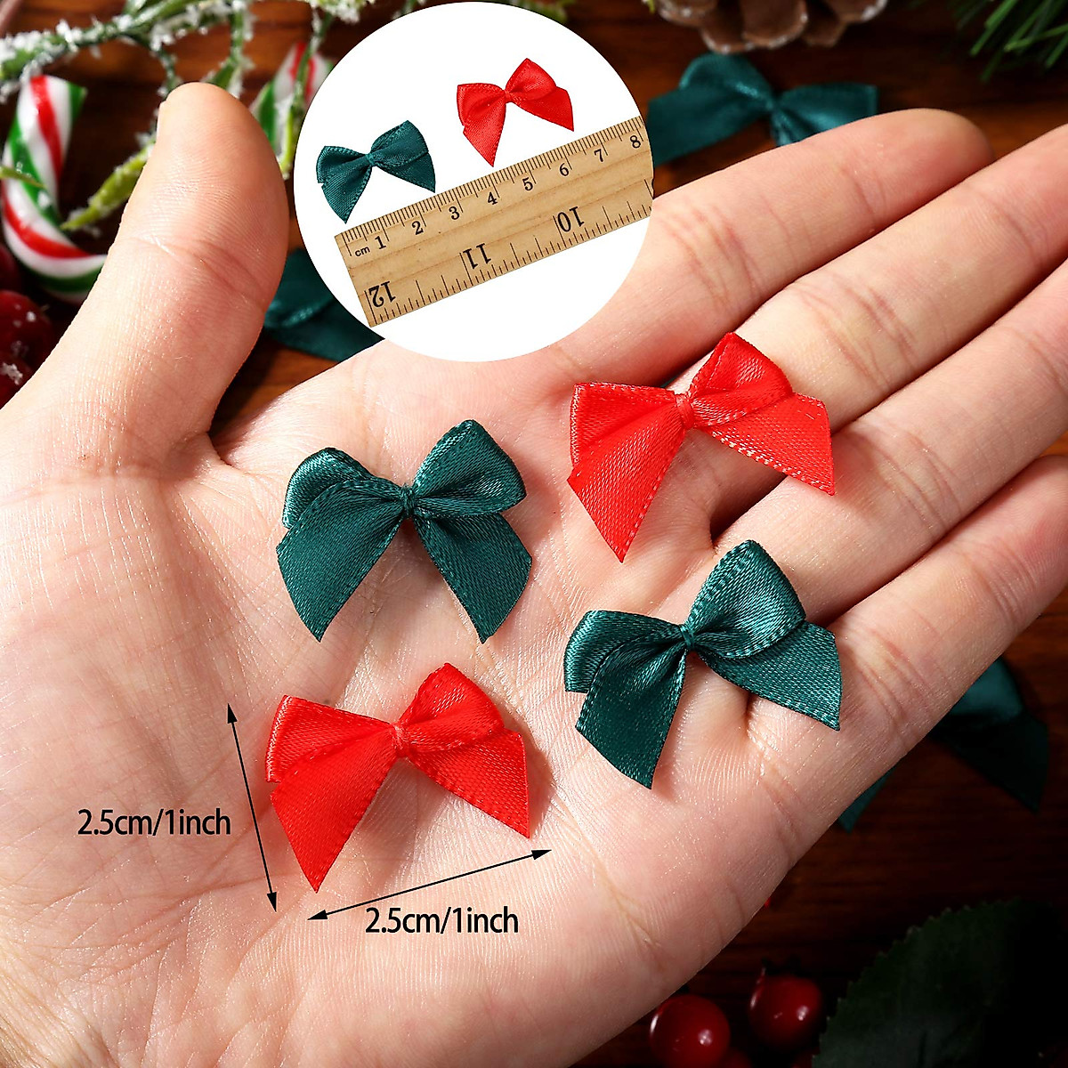 WHQXFDZ 160 Pieces Mini Red and Green Ribbon Bows Christmas Bows for Wedding Birthday Christmas Tree Crafts Home Decoration DIY Making(Red and Green)