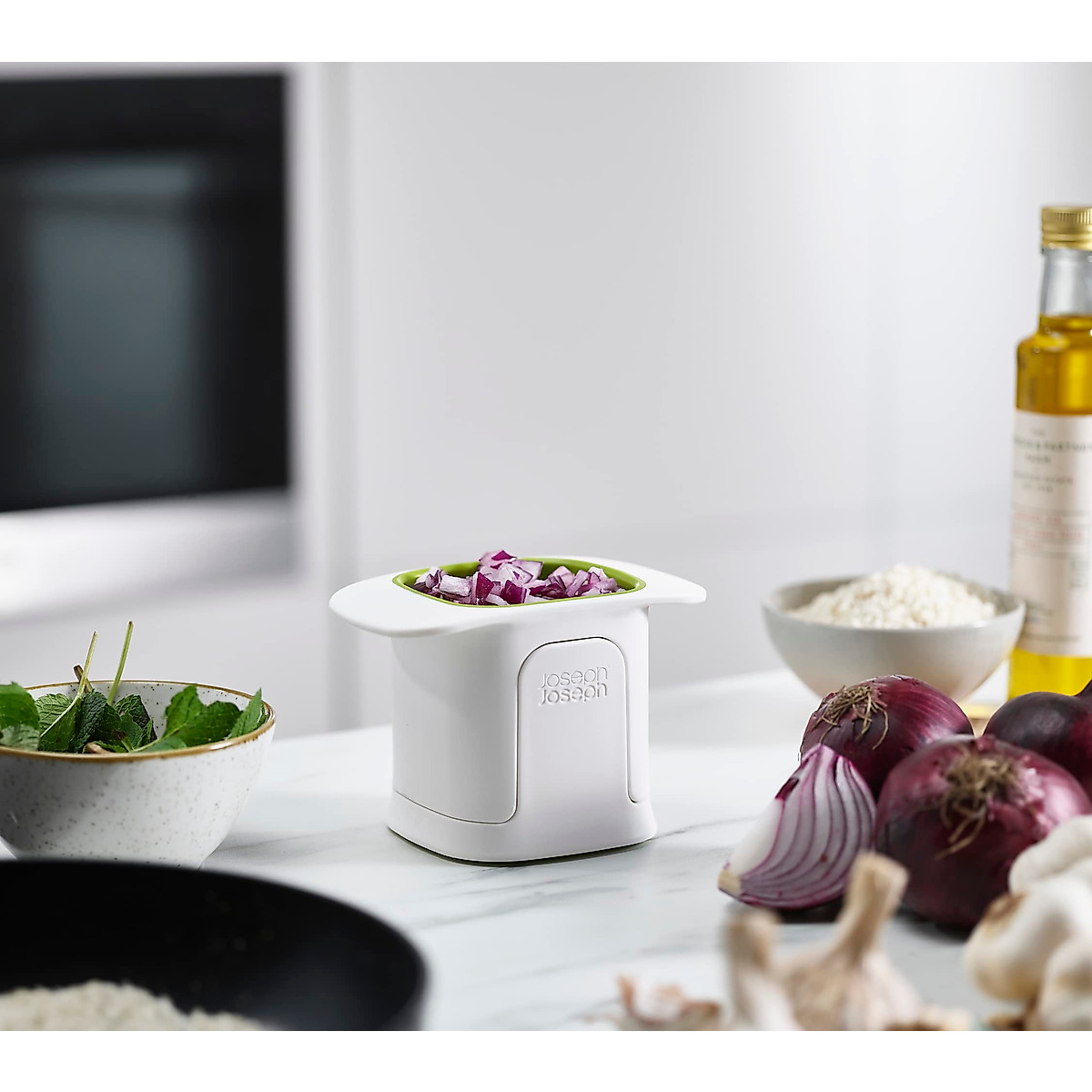 Joseph Joseph ChopCup Vegetable Chopper and Dicer, Sharp Stainless Steel blades, White