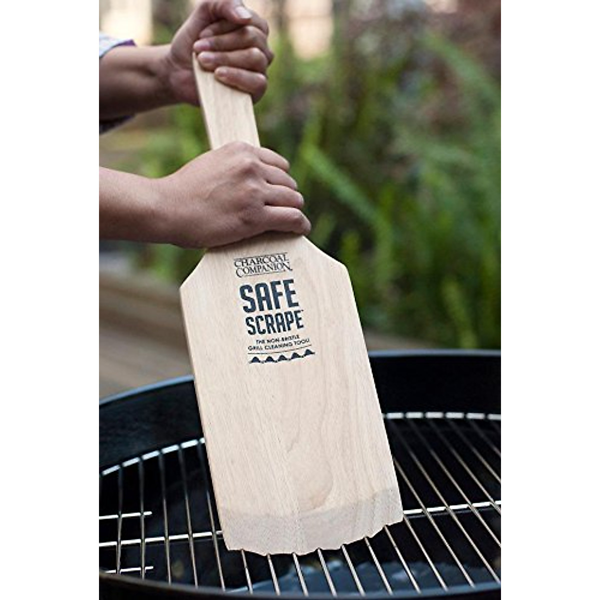 Charcoal Companion CC4120 Safe-Scrape Non-Bristle Grill Cleaning Tool