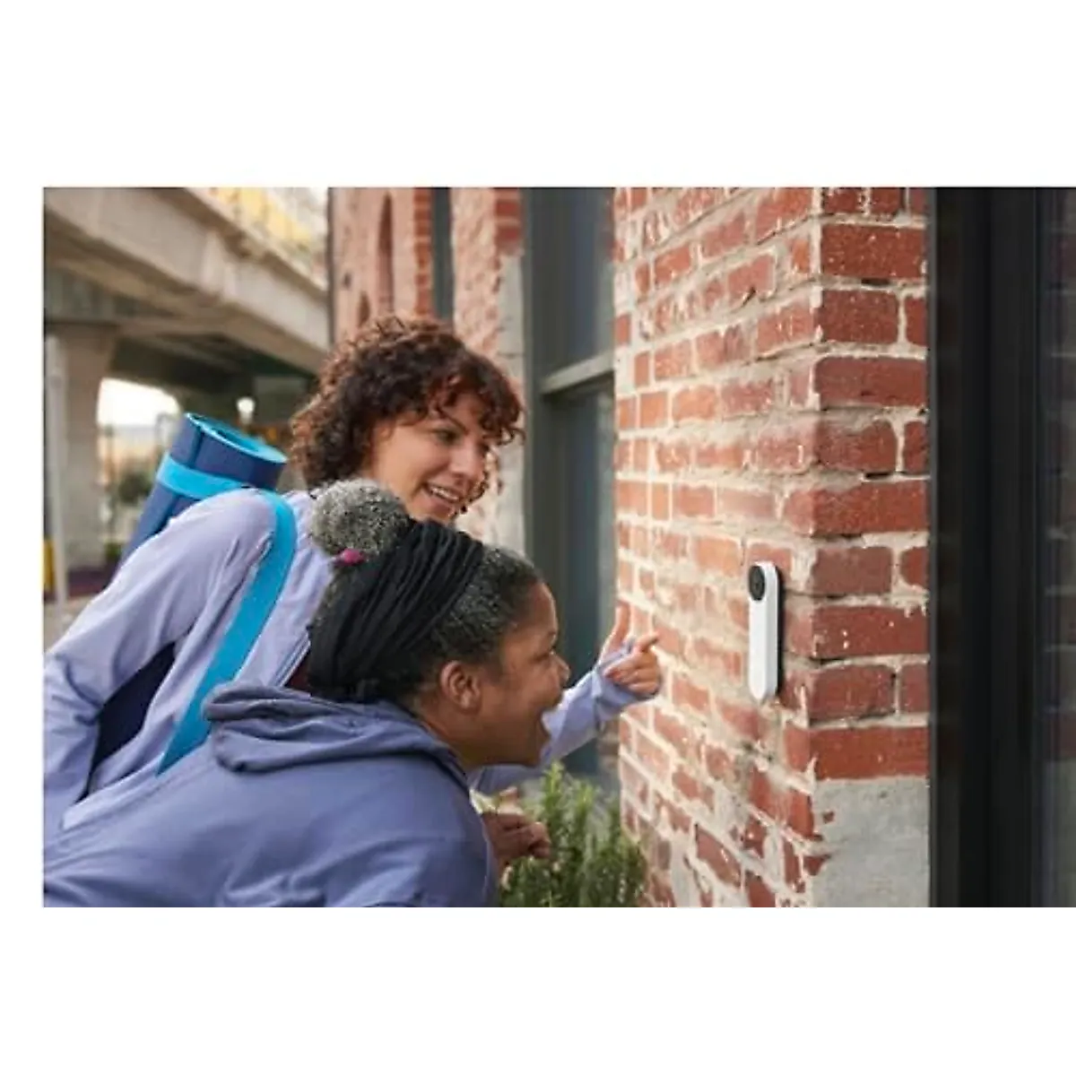 Google Nest Doorbell Wireless Battery Doorbell and 7-inch Screen Bundle (Wireless Doorbell)