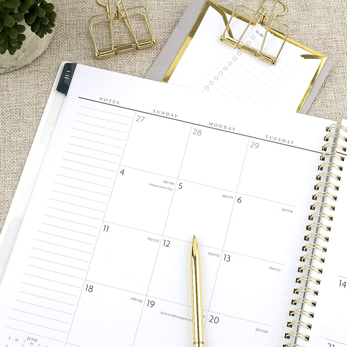 Academic Planner 2021-2022, AT-A-GLANCE Weekly & Monthly Planner, 8-1/2" x 11", Large, for School, Teacher, Student, Badge Floral (1535F-905A)