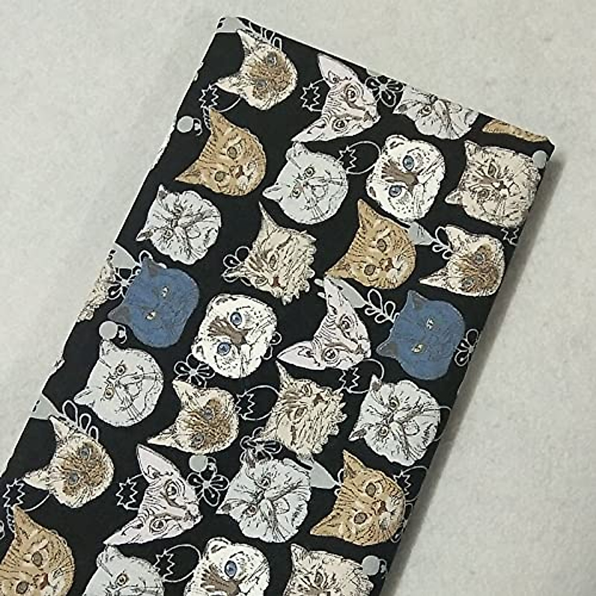 PUMCRAFT Sewing Fabric 100% Cotton Tough & Thick 45x55cm Vivid Cats Printed Cotton Canvas Fabric Animal Fabric Patchwork Cloth Dress Home Decor - 45cm - 55cm Fabric Patchwork Craft