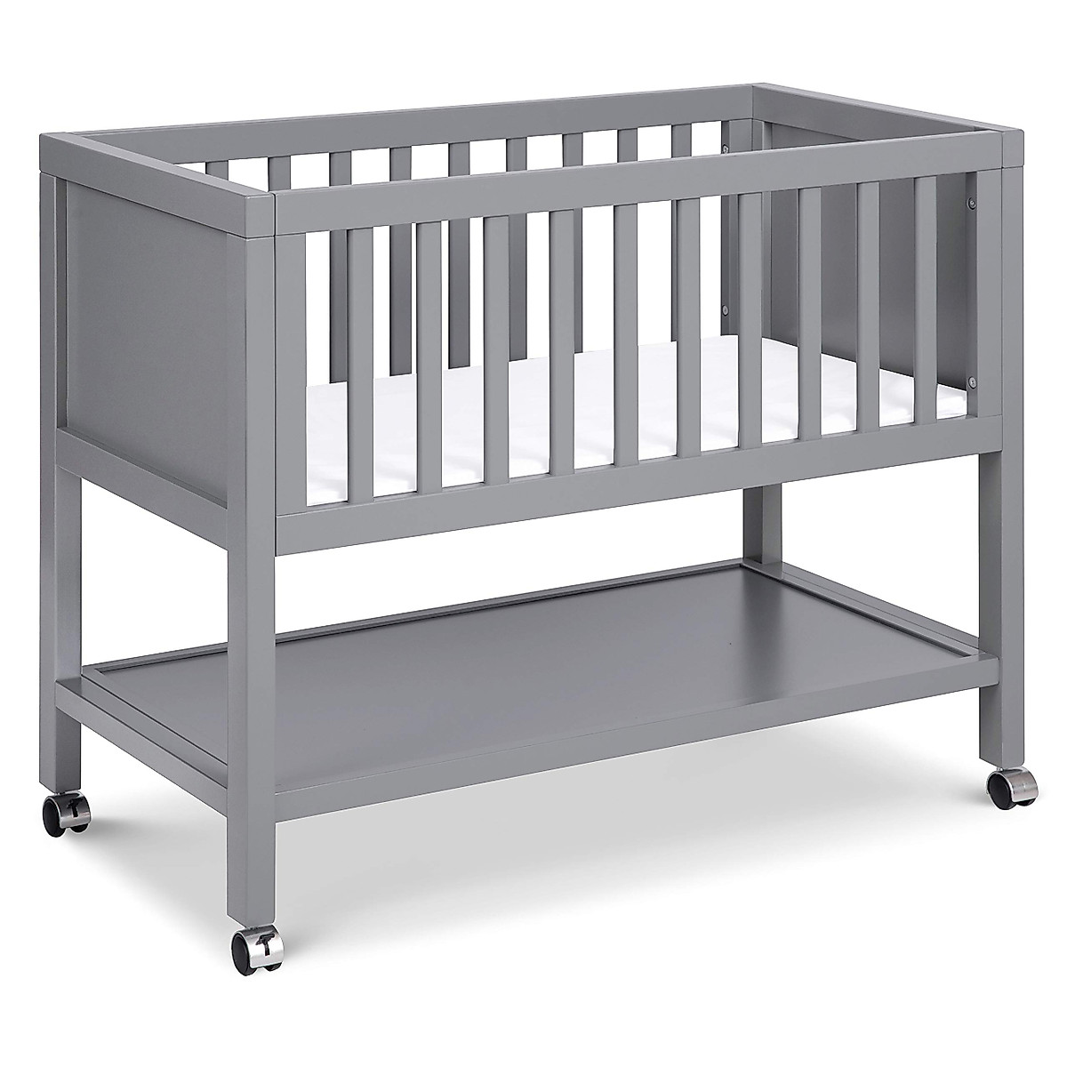 DaVinci Archie Portable Bassinet in Grey, Removeable Wheels, Greenguard Gold Certified