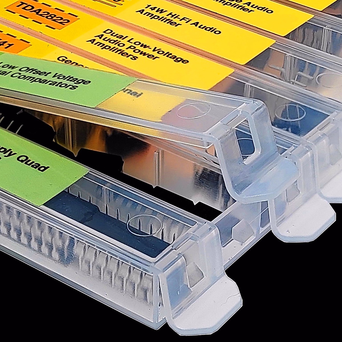 EEEEE IC kit 161 pcs, 20 Models Chip Assortment Set Analog Integrated Circuits Electronics Parts Opamp Pack, 555 Timer Components, Op Amp, Oscillator, Pwm, IC Plier Included UA741 LM358 and More..