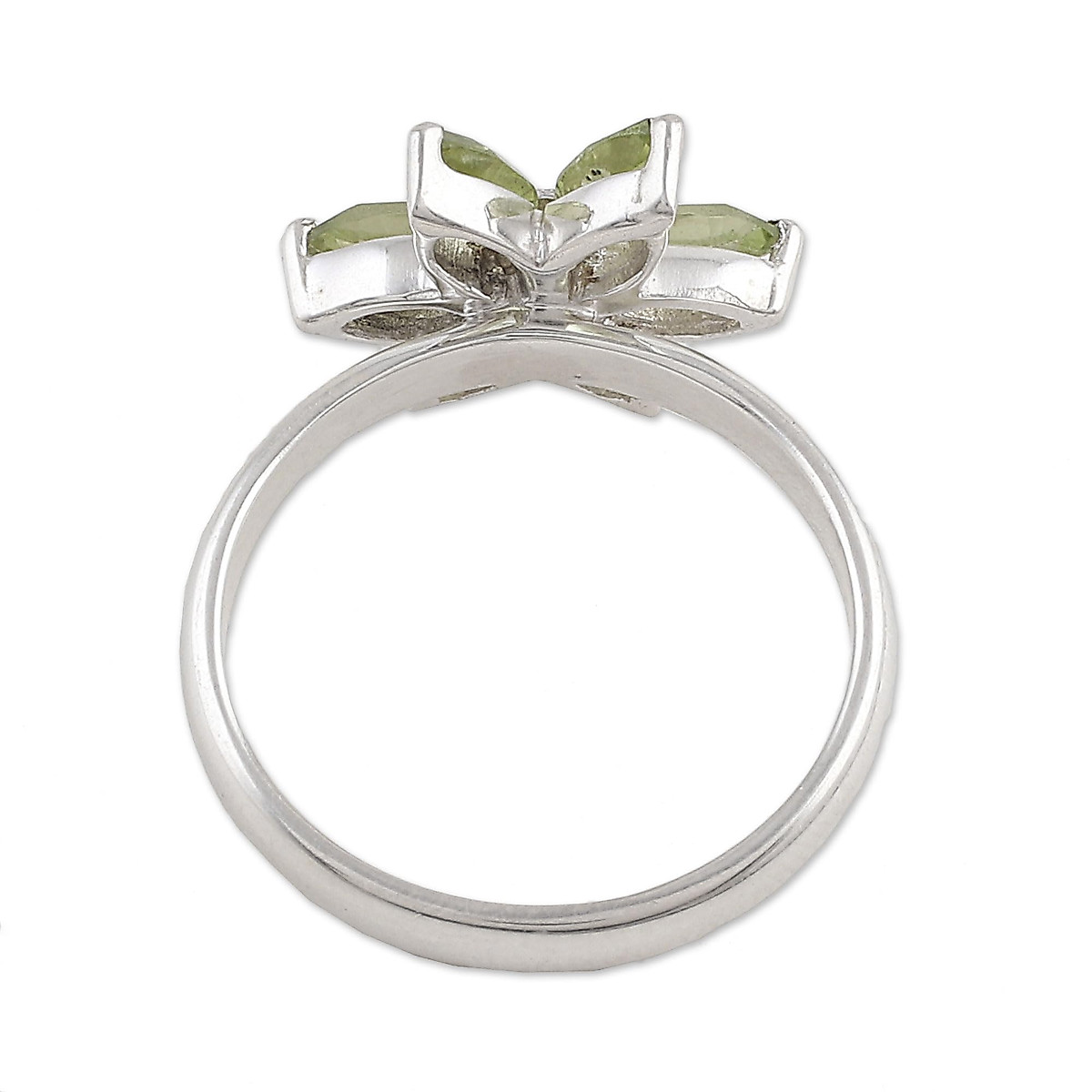 NOVICA Artisan Handmade Peridot Cocktail Ring Sterling Silver Floral from India Green Birthstone [crownbezel 0.6 in L x 0.6 in W x 0.1 in H Band Width 4 mm W] ' Sparkling Daisy'