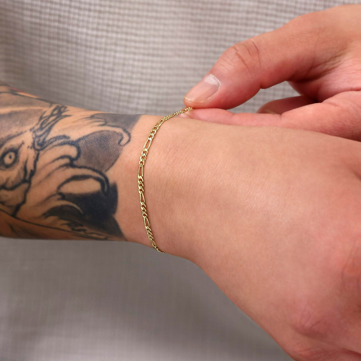 Nuragold 10k Yellow Gold 2.5mm Figaro Chain Link Bracelet or Anklet, Mens Womens Jewelry 7" 7.5" 8" 8.5" 9"