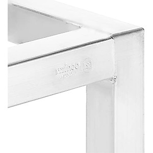 Winco , Medium, Aluminum