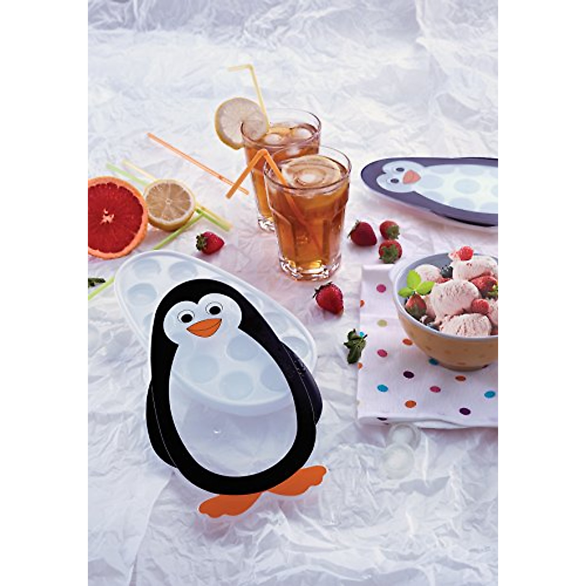 Snips Mr. Penguin Stackable Ice Tray with Lid