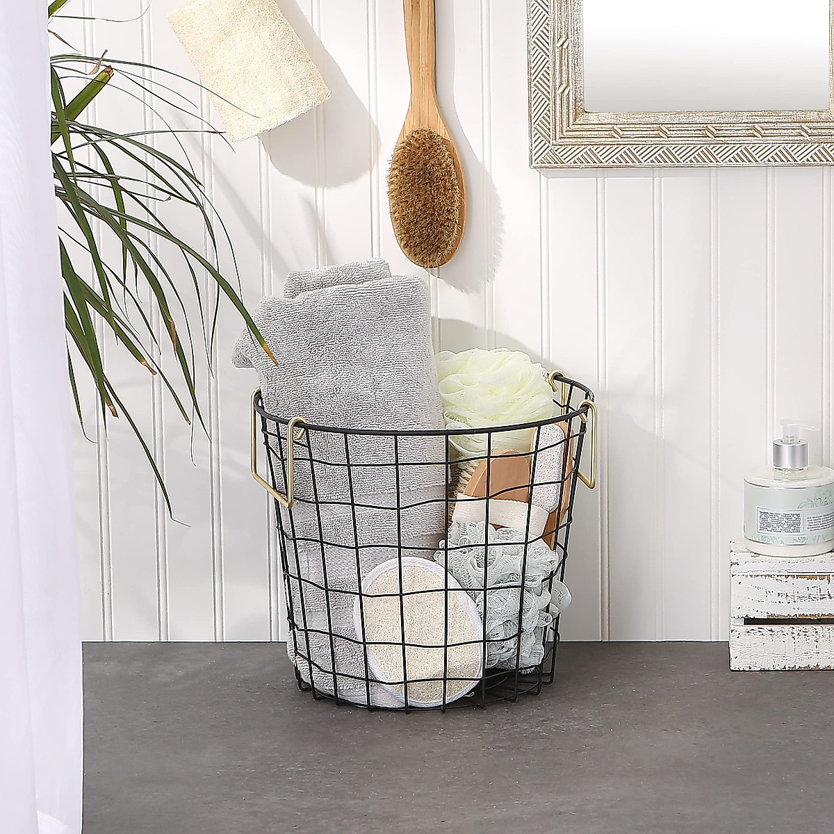 DII Metal Wire Mesh Stackable Utility Storage Bin, Small Round, 12x12x10, Black/Gold