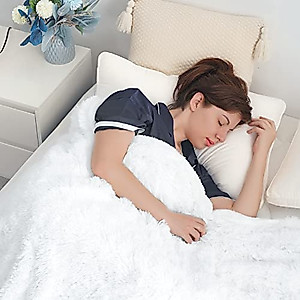 EASELAND Soft Faux Fur and Sherpa Shaggy Throw Blanket, Reversible Warm Thick Fleece Fuzzy Shag Throws, luxury Furry Plush Fluffy Decorative Cozy Blankets for Couch Sofa Bed Chair (White,90×90 inches)