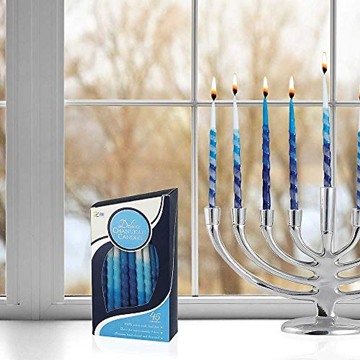 Zion Judaica Ltd Set of 45 Dripless Hanukkah Candles Spiral Candle Includes a DIY Dreidel, Prayer Card, Standard Size Menorah Candles for Eight Nights of Chanukah, Multi Tone Blue and White Ombre