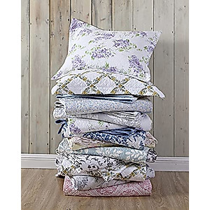 Laura Ashley - Rowland Collection - Quilt Set - 100% Cotton, Reversible, All Season Bedding with Matching Shams, Pre-Washed for Added Comfort, King, Blue