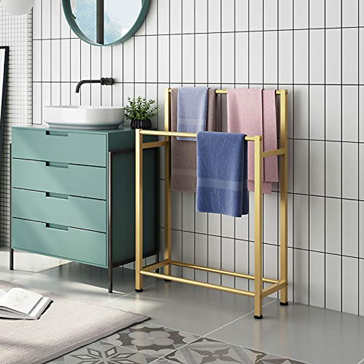 Free Standing Towel Holder Gold Towel Rack for Bathrooms with 2 Towel Rails Metal Floor Clothes Stand with Rust-Resistant Finish to Hang Towels Clothing and More
