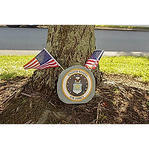 Red Carpet Studios 35182 Military Garden Stone, Multicolor