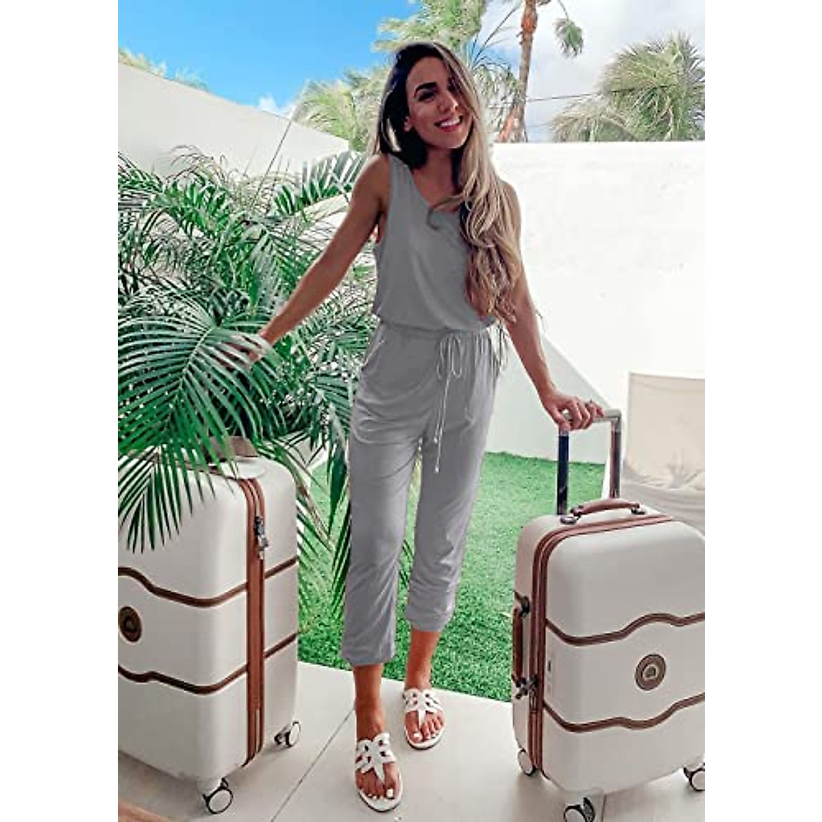 PRETTYGARDEN Women's Two Piece Outfit Sleeveless Crewneck Tops with Sweatpants Active Tracksuit Lounge Wear (Light Grey,Medium)