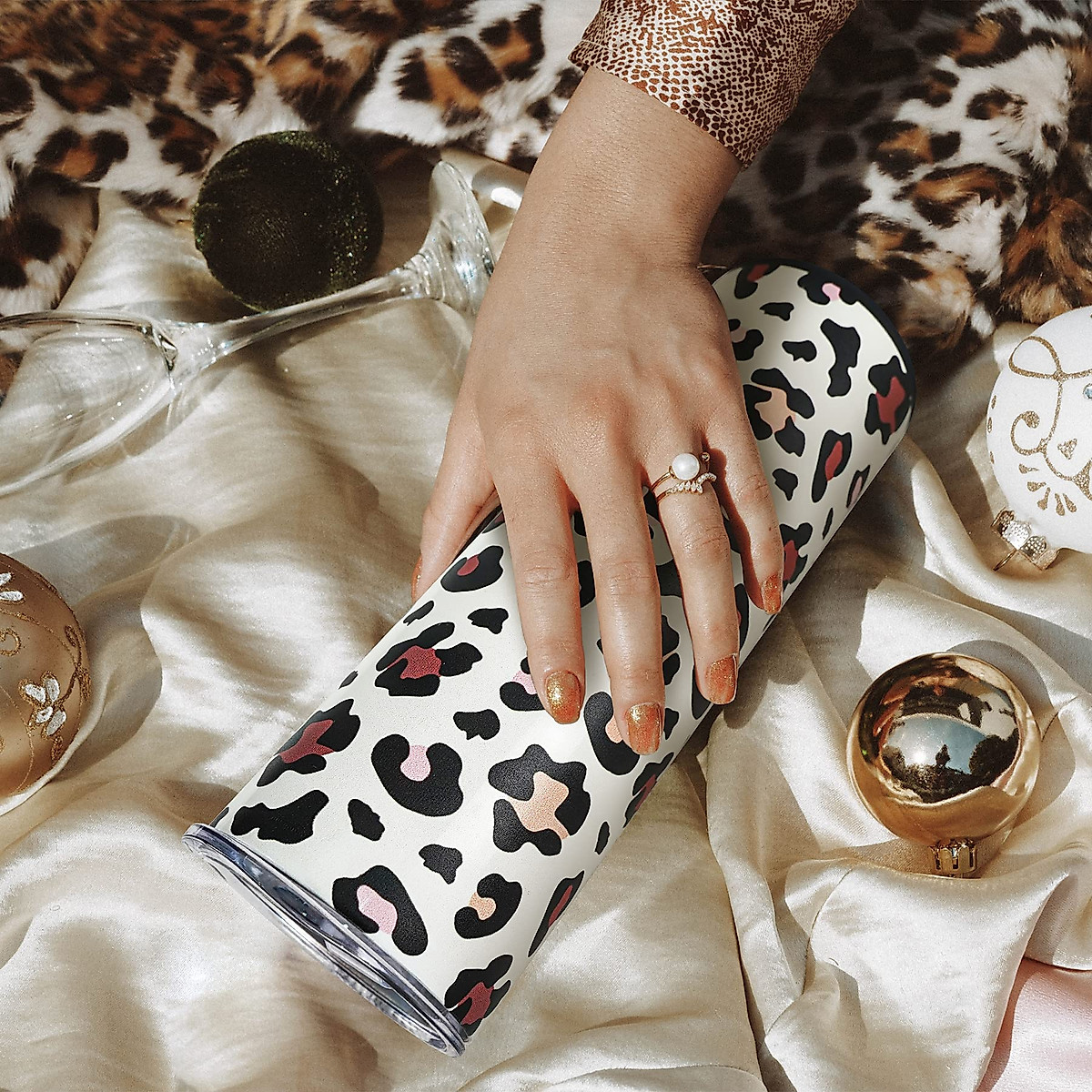 Cheetah Print Tumbler With Lid and Straw- 20 oz Stainless Steel Vacuum Insulated Leopard Skinny Tumblers Cups - Coffee Travel Mug Cup- Birthday Christmas Gifts for Mom, Women, Sister, Friends