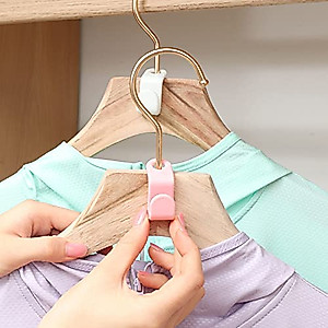 40pcs Clothes Hanger Connector Hooks Cascading Organizer Closet Hangers Organizer Space Saving for Closet Wardrobe Coat Clothes Hanger Connector Hooks for Plastic Hangers