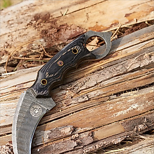 BIGCAT ROAR 7.5″ Handmade Karambit Damascus Hunting Knife with Leather Sheath - Ideal for Skinning, Camping, Outdoor - Full Tang Fixed Blade Karambit Knife with Walnut Wood Handle - Desert Fox