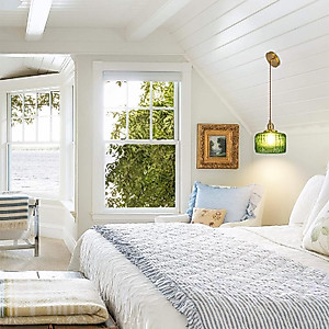 Qufute Green Hanging Light Vintage Modern Pendant Light Fixture with Stripe Green Glass Shade Glass Pendant Lighting Gold Pendant Lamp for Kitchen Island Bedroom Farmhouse