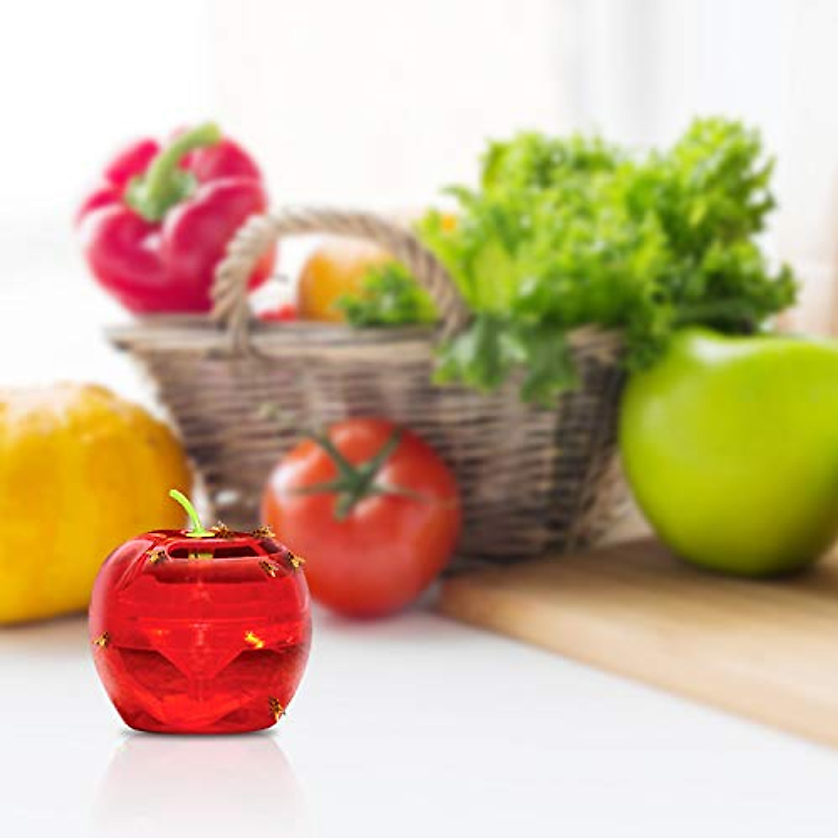 Fruit Fly Traps for Indoors by Raid | 2 Lures + 2 Refills | Effective Fruit Fly Trap for Indoor Use | Fruit Fly Killer & Gnat Traps for House Indoor | Easy to Use & Safe Food-Based Lure Fly Catcher