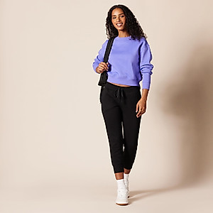 Amazon Essentials Women's Fleece Capri Jogger Sweatpant (Available in Plus Size), Black, X-Large