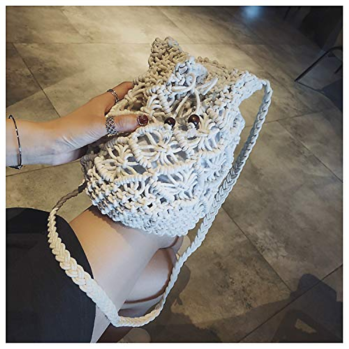 Nice Pies Womens Drawstring Crossbody Bag Beach Handwoven Purse Small Straw bucket bag retro woven hollow Messenger bag