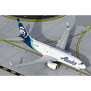 GeminiJets GJASA2028 Alaska Air Cargo Boeing 737-700F N627AS; Scale 1:400