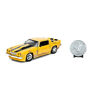 Transformers 1:24 1977 Chevy Camaro Bumblebee Die-cast Car with Coin, Toys for Kids and Adults