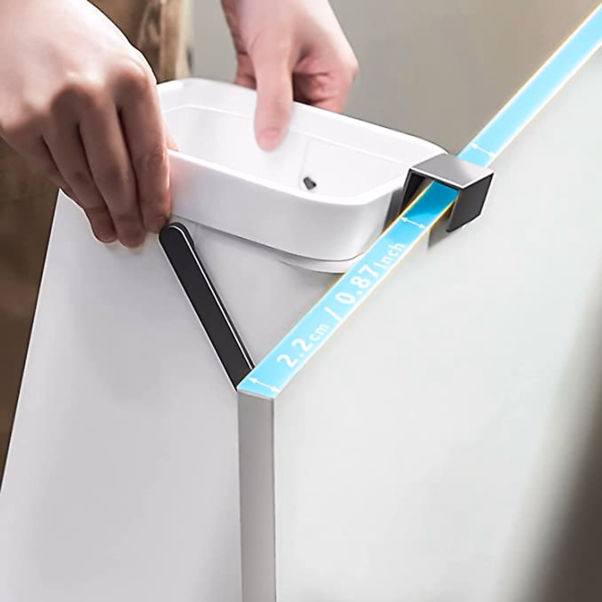 Jesintop Compost Caddy, Mini Countertop Trash Can, Compact Waste Basket Garbage Can, Compost Caddy Small Trash Bin with Lid for Desk/Office/Kitchen, 3L/0.8 Gal Series, Black