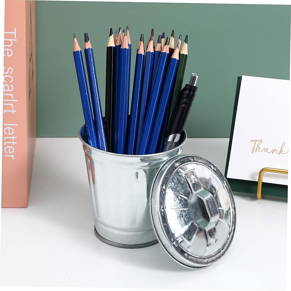 HOLIDYOYO Galvanized Trash Can Bucket Garbage Container Bins Waste Basket Vintage Farmhouse Flower Pot Planter Bucket Pencil Holder Piggy Bank with Lid for Home Office Garden