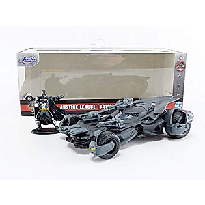 Jada Toys DC Comics Justice League Batman & Batmobile 1:32 Die - Cast Vehicle with Figure,Black
