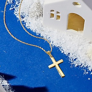 14kt Yellow Gold Cross Pendant Necklace. 20 inches
