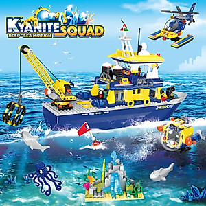 WishaLife City Ocean Exploration Ship Building Toy Set, W/Submarine, Helicopter, Shark, Octopus, Coral Reef, Fun Toy Gift for Kids Boys Girls 6+