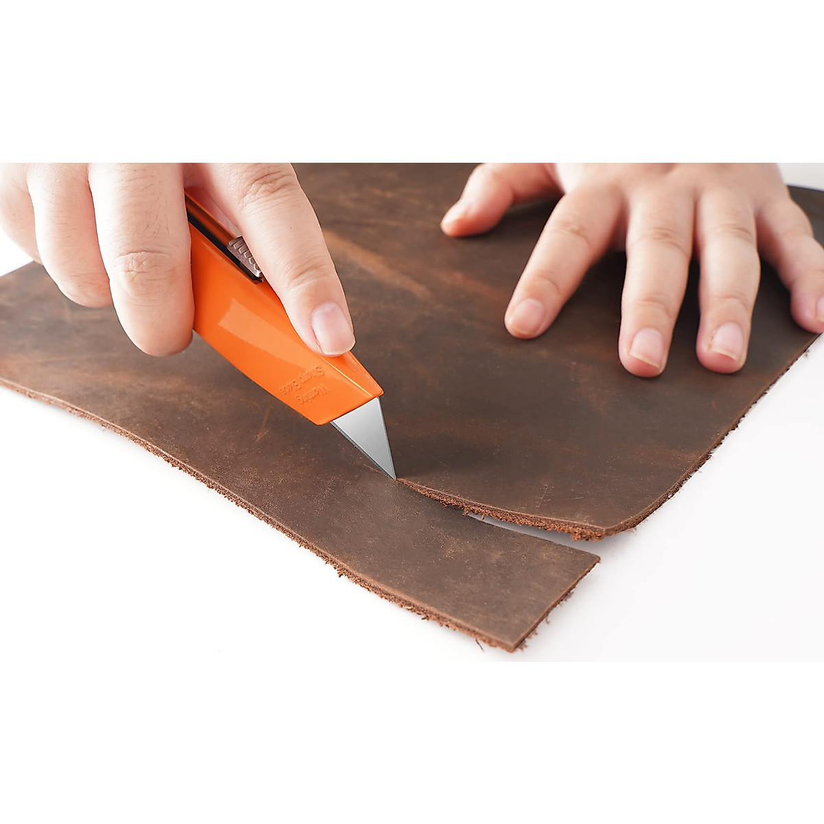 DIYSELF 1 Pack Box Cutter Retractable | Utility Knife Box Knife Retractable with 10 Blades | Exacto Knife Razor Knife | Box Opener for Cardboard, Carton | Cutter Knife | Cuchillas de Trabajo (Pink)