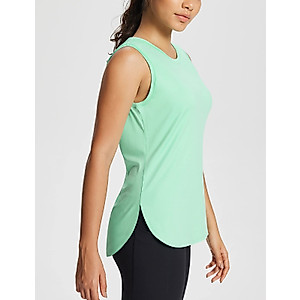 baleaf Women's Workout Tank Tops Sleeveless Athletic Tennis Exercise Running Shirts with Side Slit Mint Green M