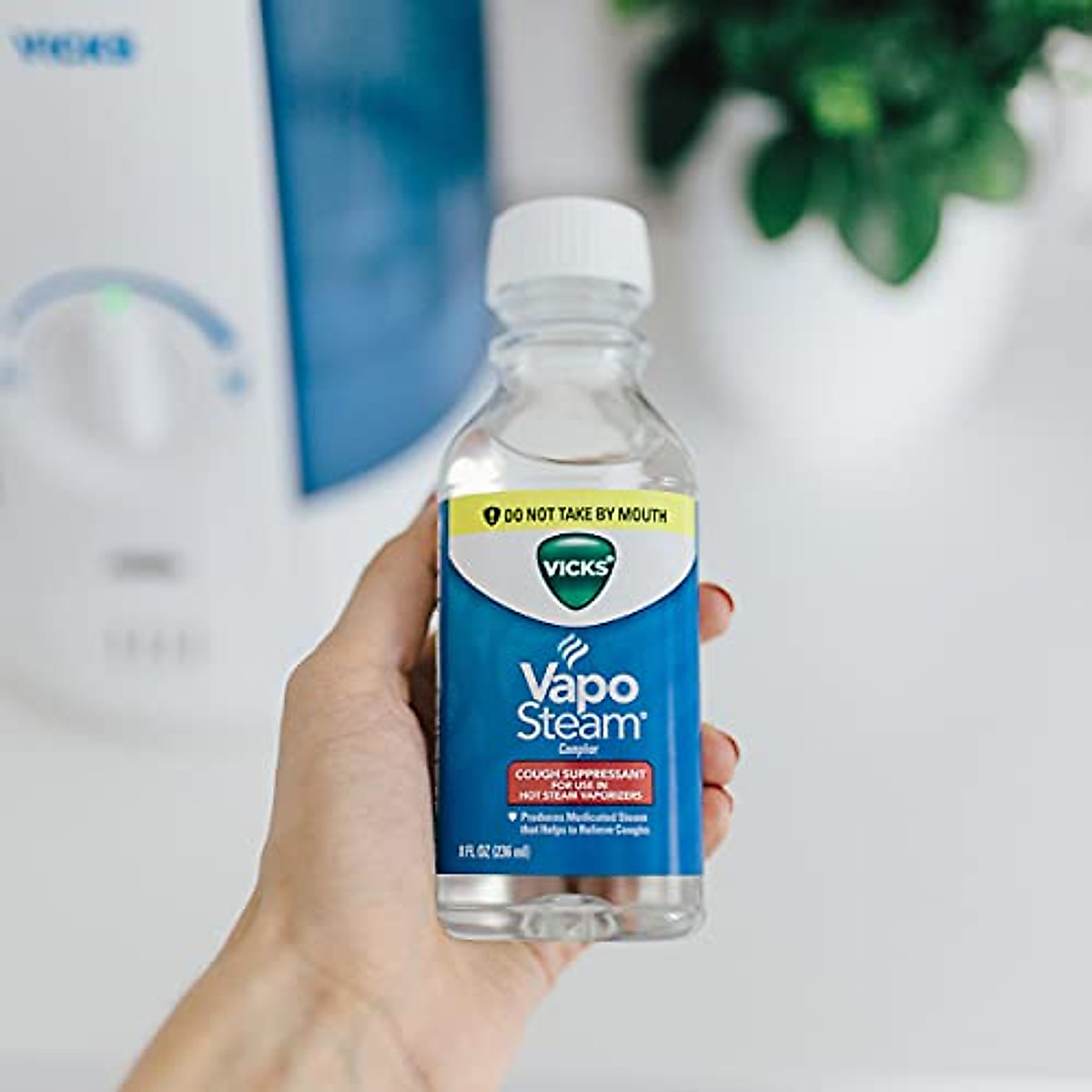 Vicks VapoSteam Medicated Liquid with Camphor, a Cough Suppressant, 8 Oz – VapoSteam Liquid Helps Relieve Coughing, for Use in Vicks Vaporizers and Humidifiers