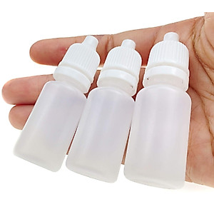 50PCS Empty Refillable Squeezable Plastic Dropper Bottle Eye Liquid Dropper Container Jar Vial Holder with Screw Caps and Plugs for Cosmetic Essential Oil Reagent Lab Drops 15ml/0.5oz