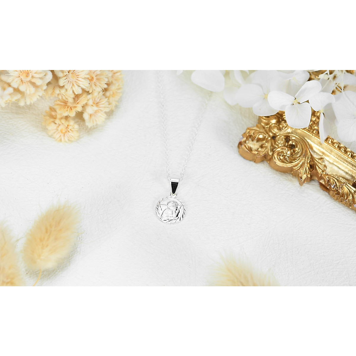 AeraVida Mini Little Cherub Cupid Angel .925 Sterling Silver Pendant Necklace | Guardian Angel for Protection Necklace | Angel Pendant for Women Anniversary Jewelry Gift