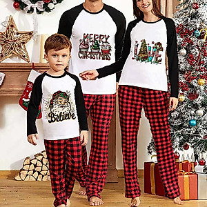 9 Sheets Christmas Iron on Transfers for T-Shirt Christmas Iron on Patches Heat Transfer Design Vinyl Stickers Decals Santa Claus Elk Appliques for Clothing T-Shirts Jackets Hoodies Pillow Covers